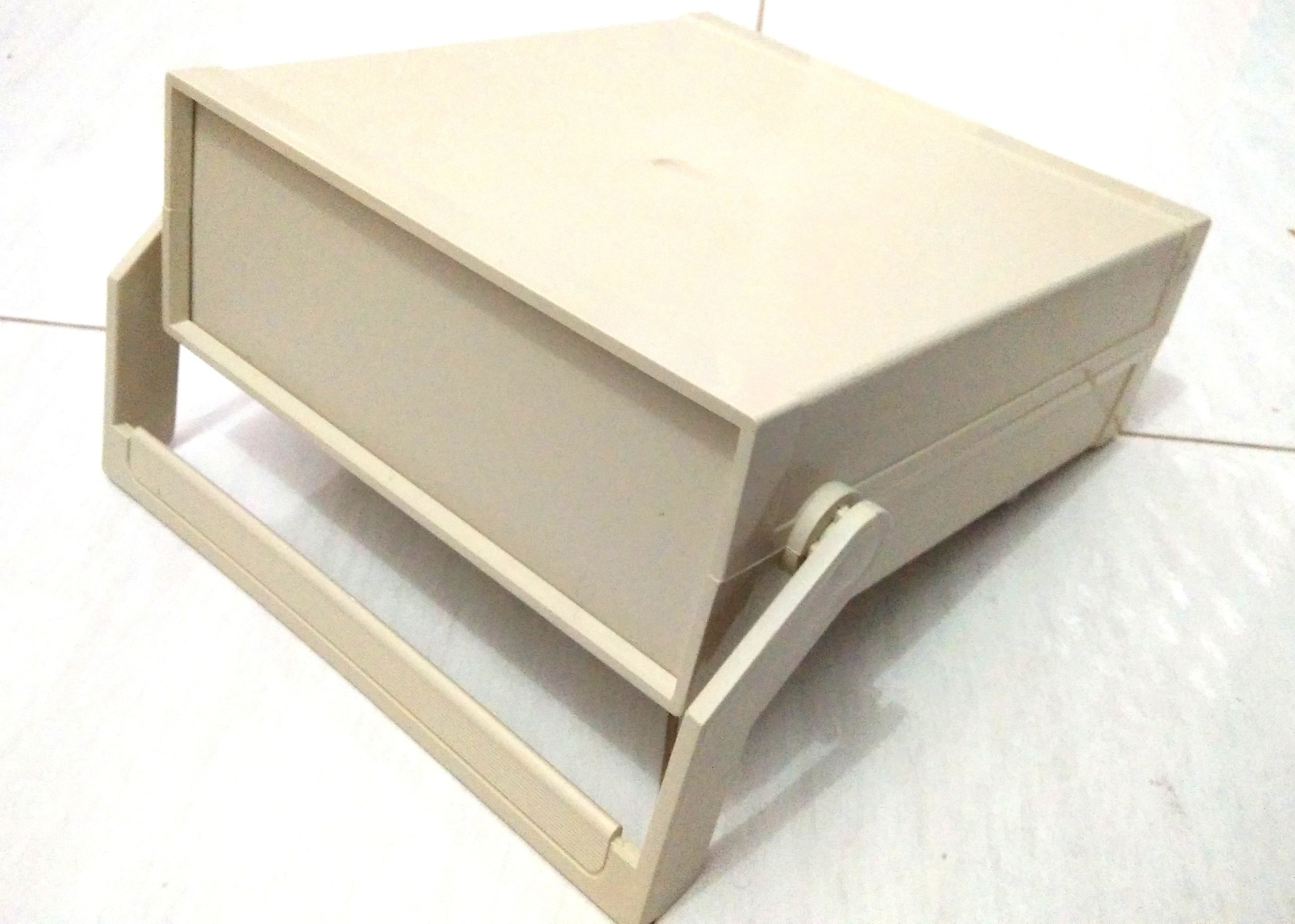 Jual Box Plastik Putih 231x210x80mm