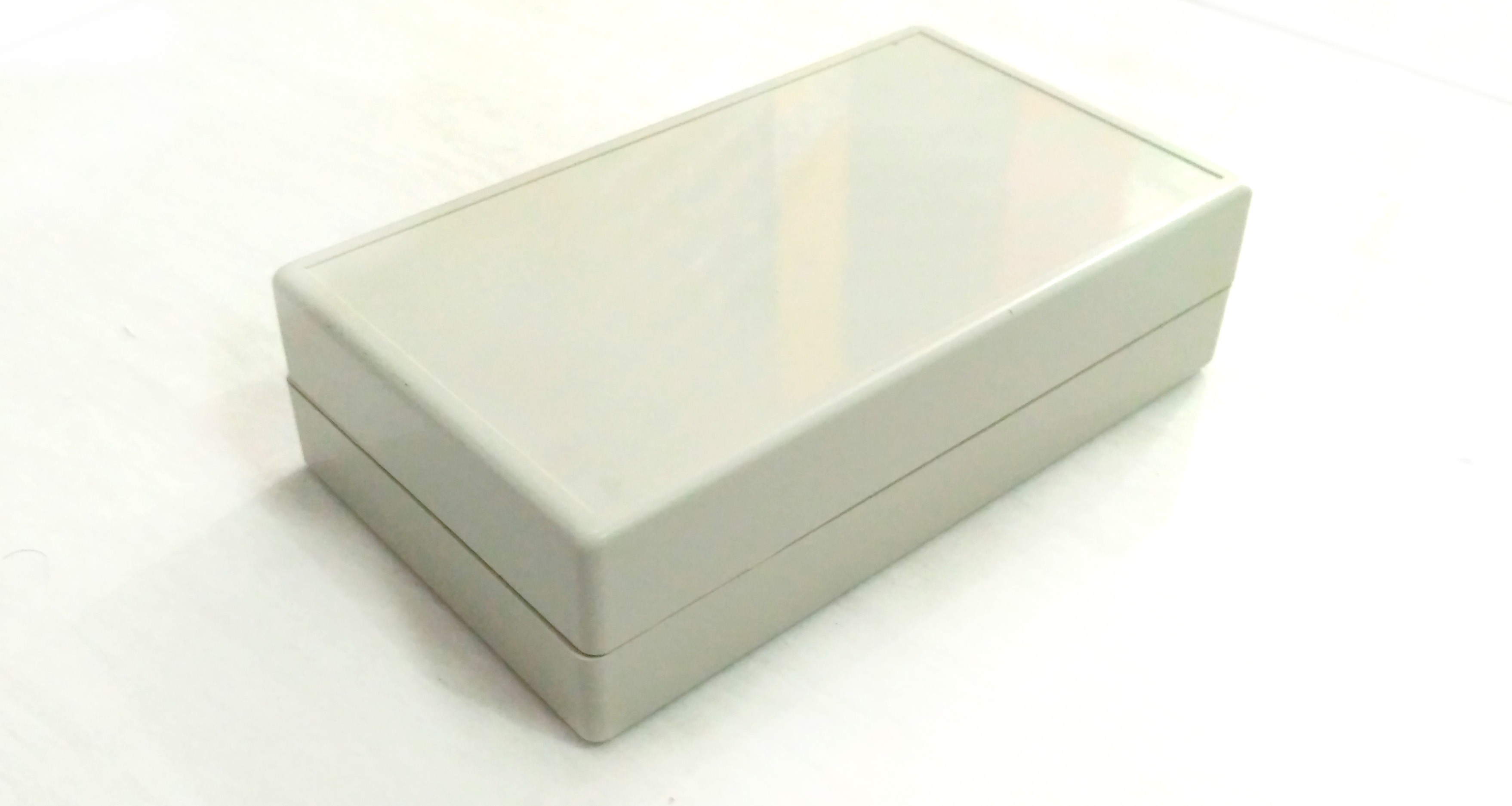 jual Box Plastik Putih 140x82x38mm